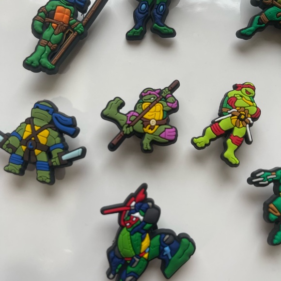 Nickelodeon | Accessories | Set Of 8 Assorted Tmnt Ninja Turtle Crocs ...